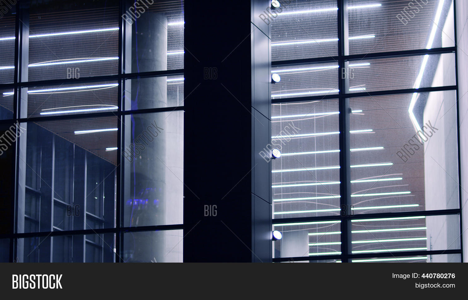 Skyscraper Lobby Image & Photo (Free Trial) | Bigstock