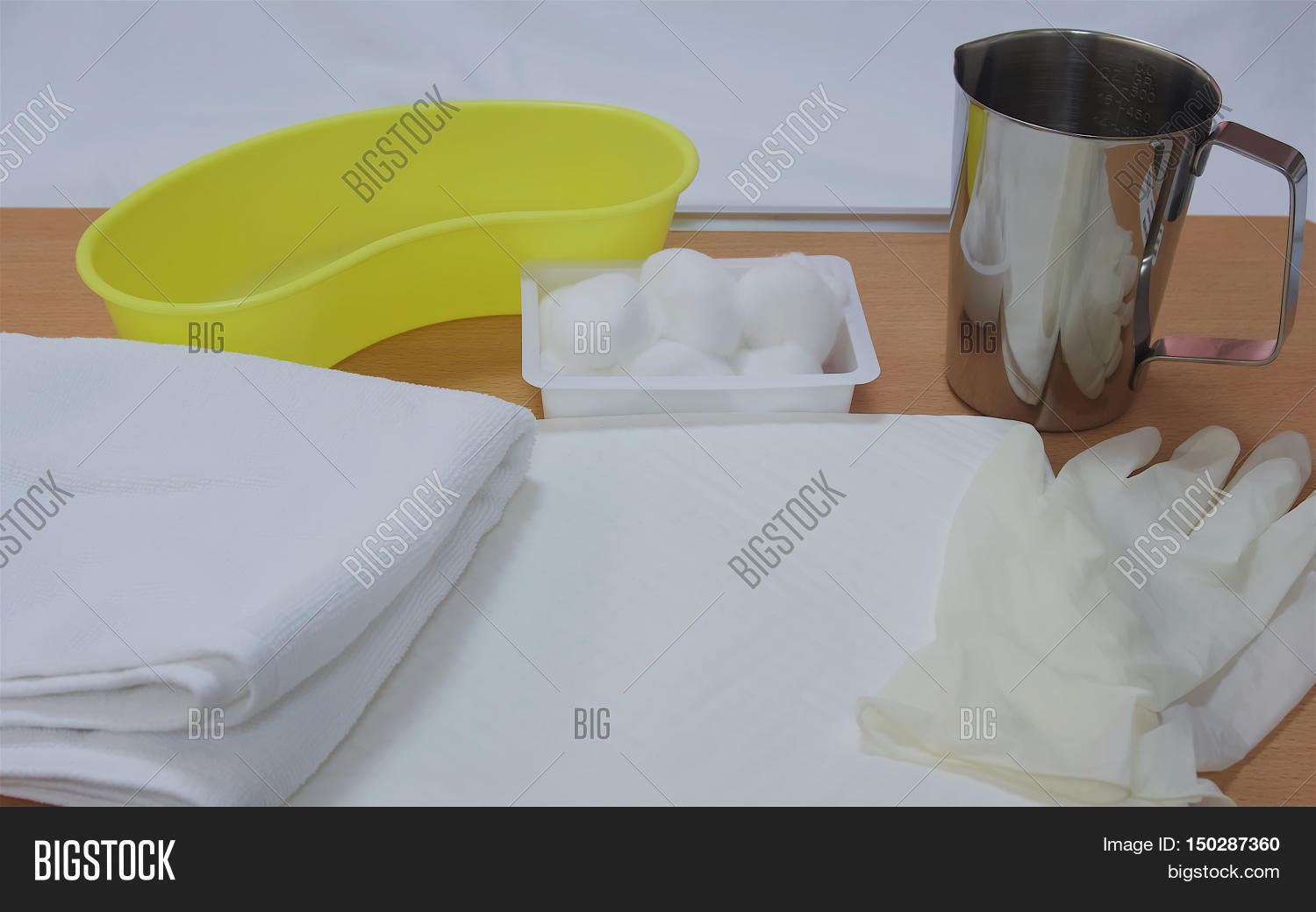 Flushing Set Perineal Image & Photo (Free Trial) | Bigstock