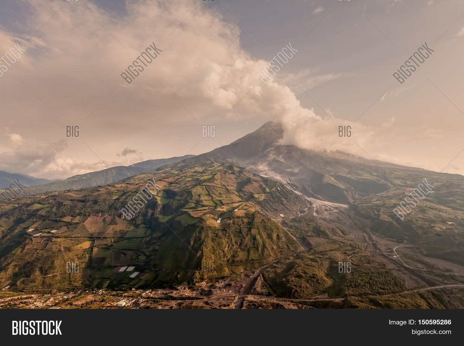 Tungurahua Volcano Image & Photo (Free Trial) | Bigstock