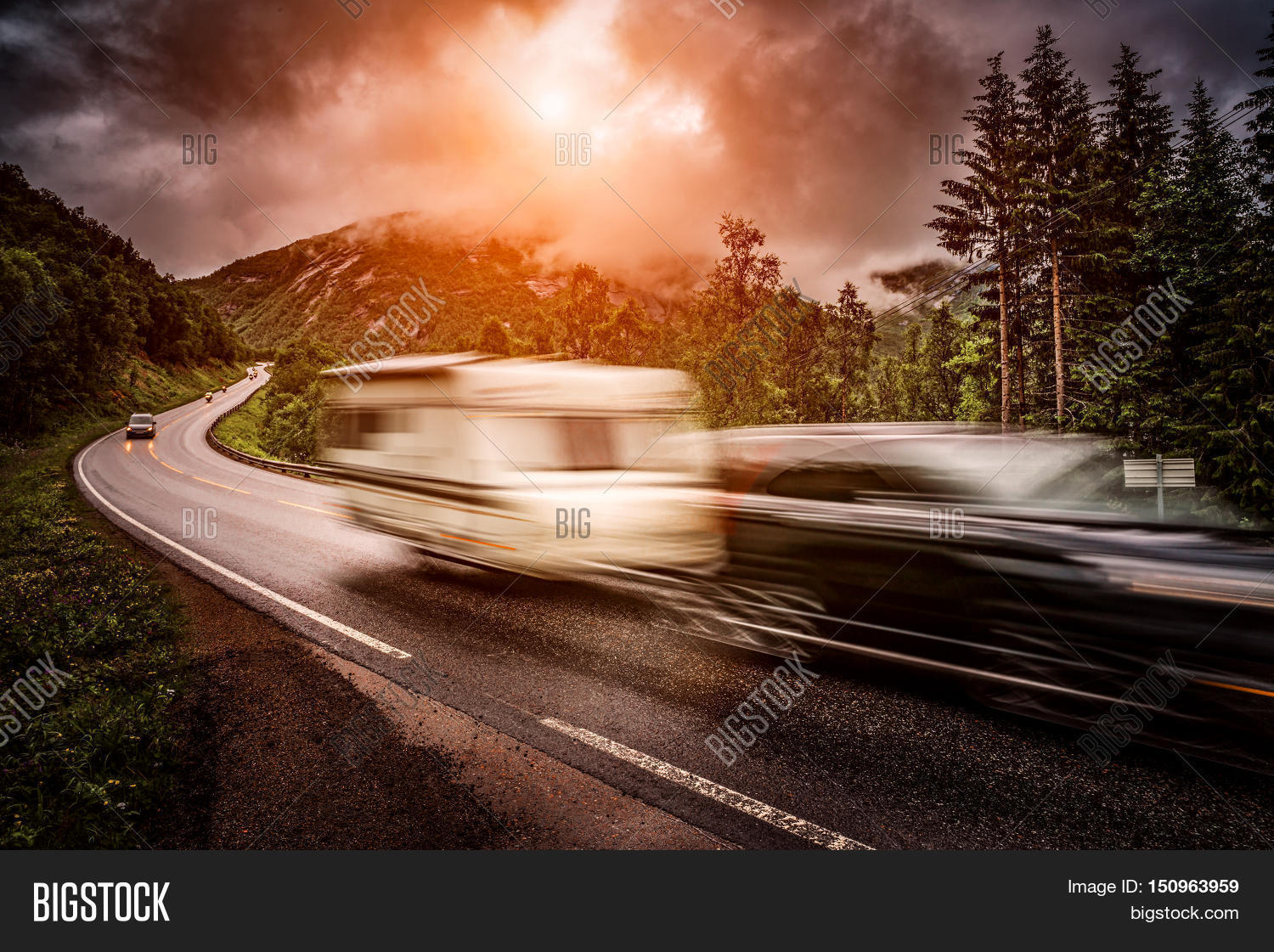 Caravan Car Travels On Image & Photo (Free Trial) | Bigstock