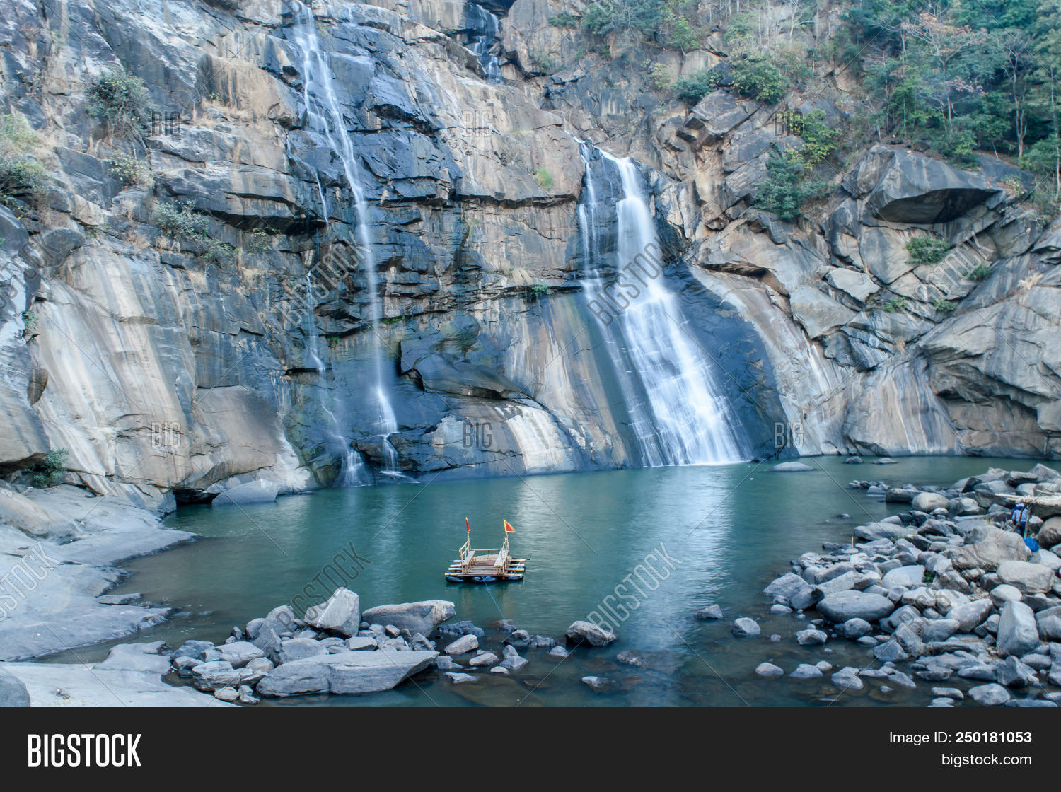 Hundru Falls Waterfall Image & Photo (Free Trial) | Bigstock