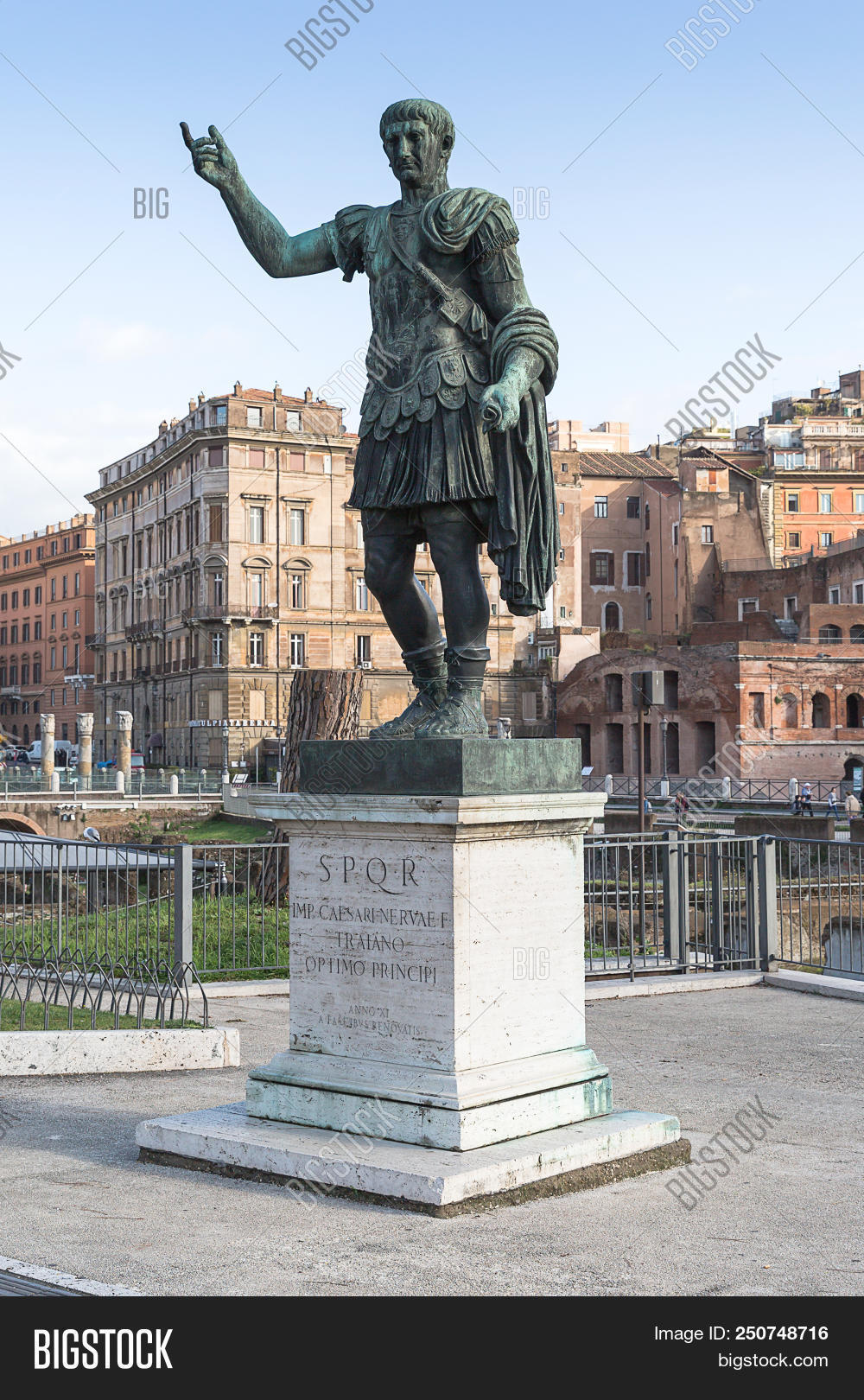 Statue Roman Emperor Image & Photo (Free Trial) | Bigstock