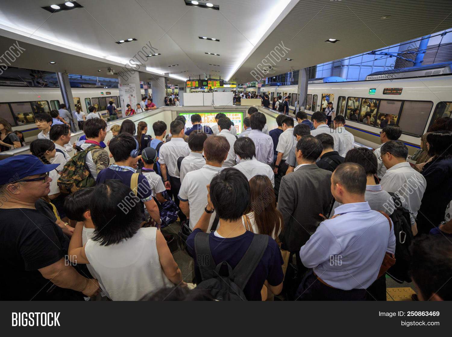 Osaka, Japan - July 24 Image & Photo (Free Trial) | Bigstock