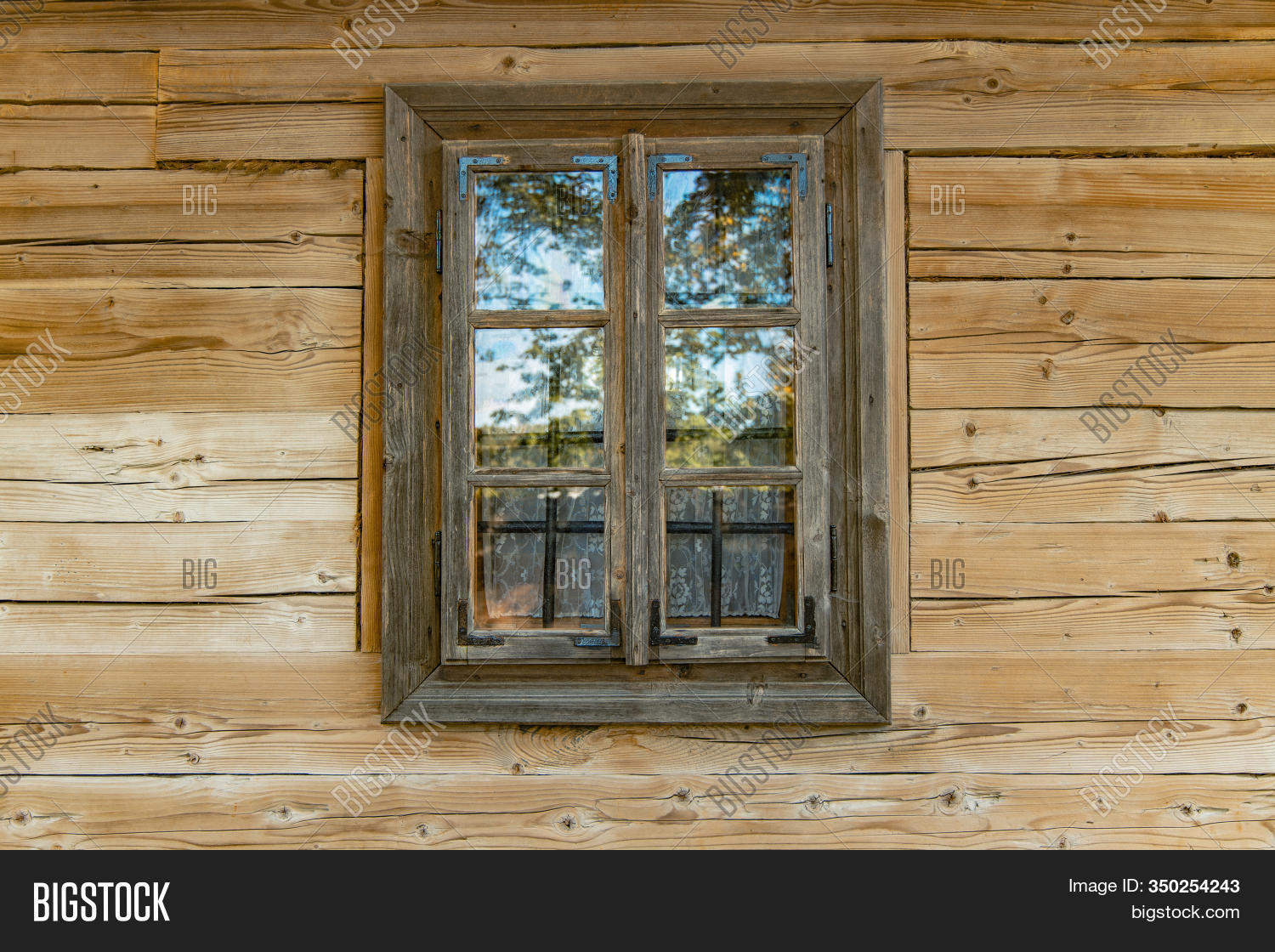 Vintage Style Window Image & Photo (Free Trial) | Bigstock