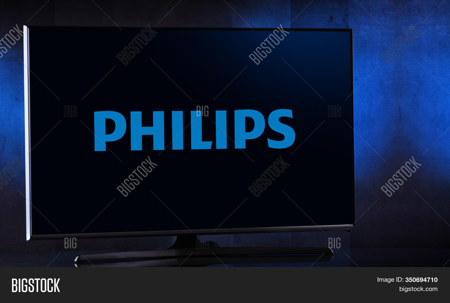 Flat-screen Tv Set Image & Photo (Free Trial) | Bigstock