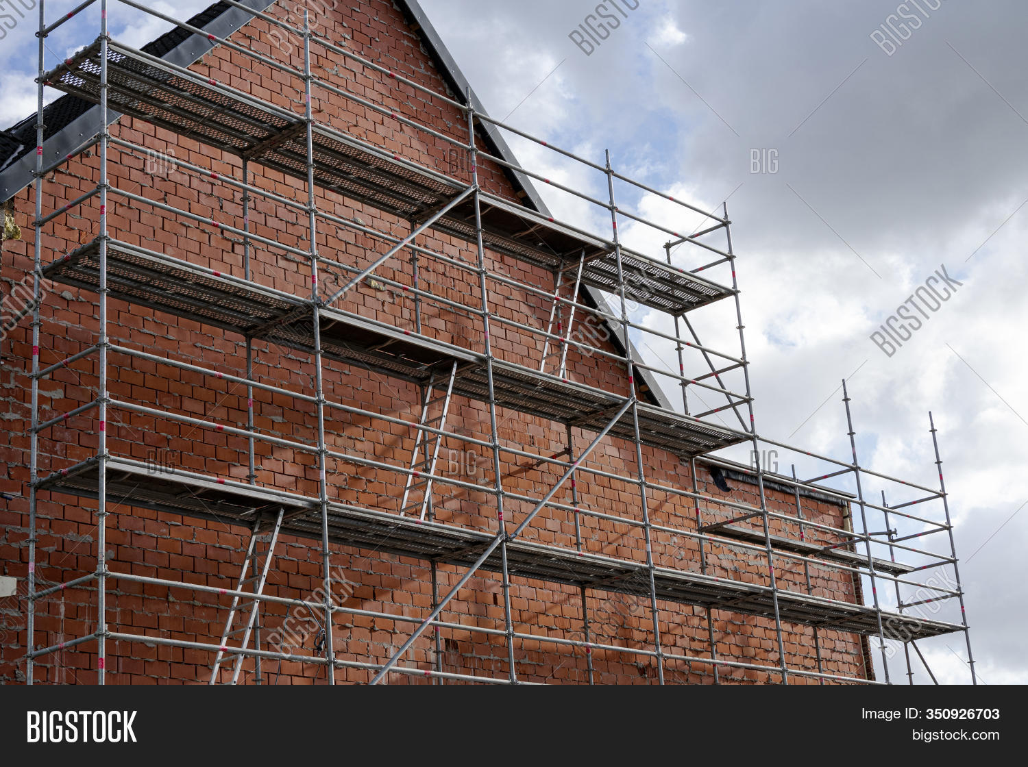 Big Scaffolding On Image & Photo (Free Trial) | Bigstock