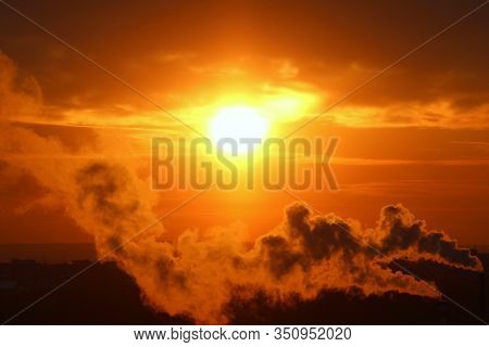 Red Sun Sunset Dawn Image & Photo (Free Trial) | Bigstock