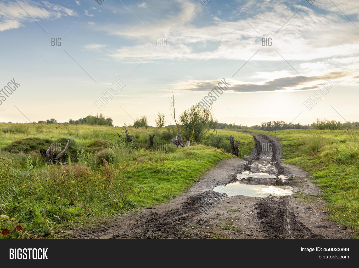Imagen y foto Off-road After Rain (prueba gratis) | Bigstock