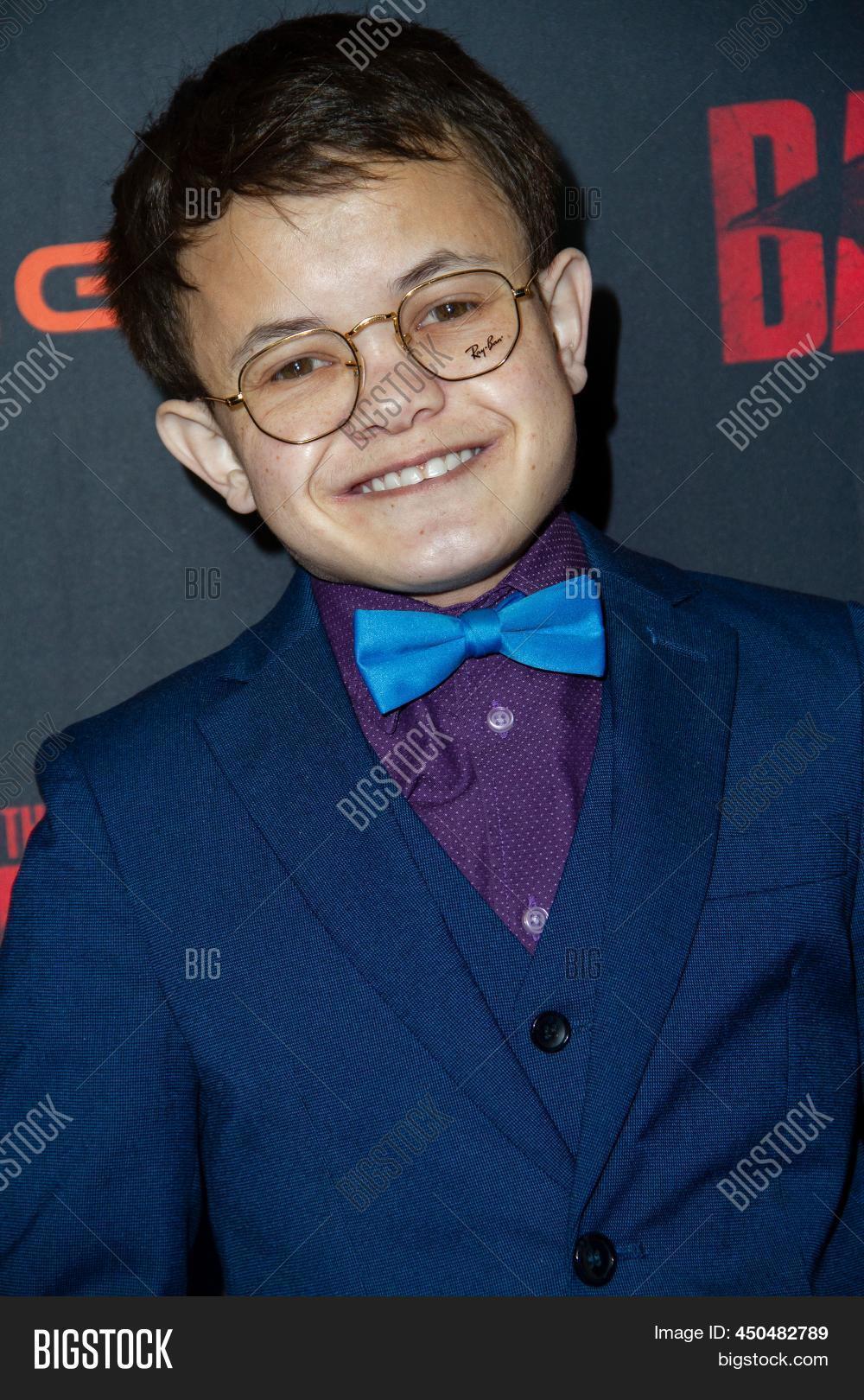 Sam Humphrey Attends Image & Photo (Free Trial) | Bigstock
