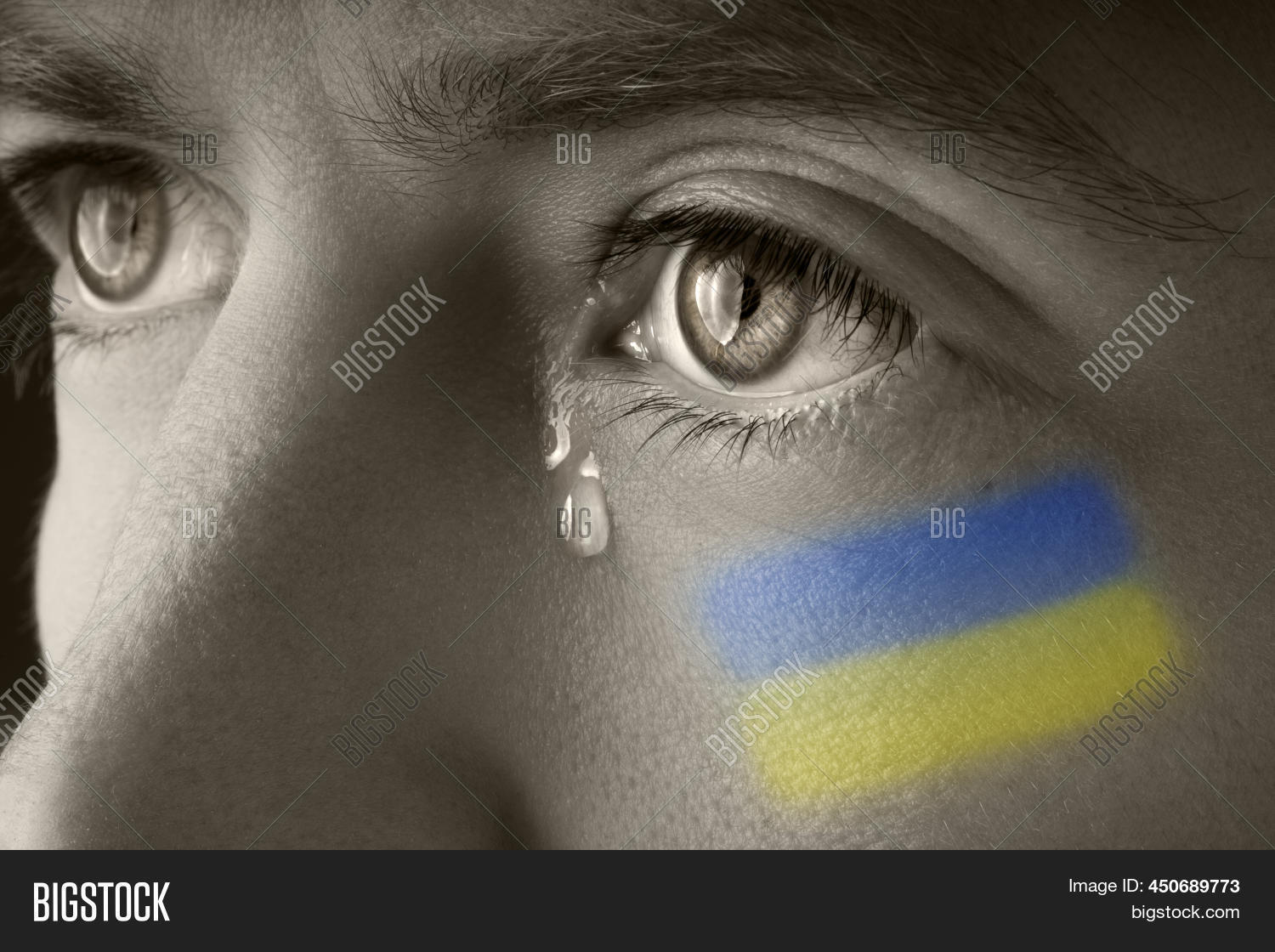 Man Ukrainian Flag Image & Photo (Free Trial) | Bigstock