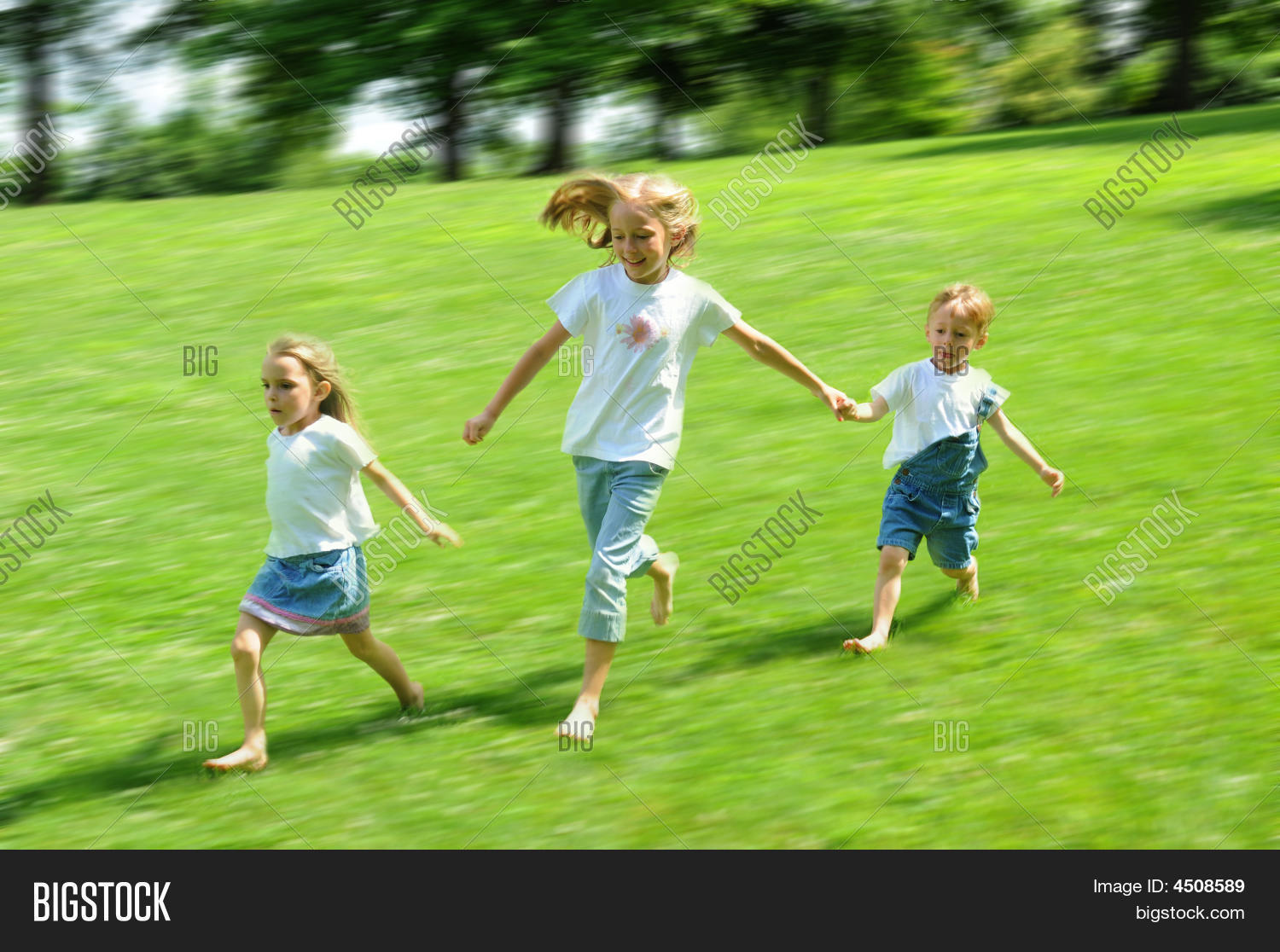 Children Running Image & Photo (Free Trial) | Bigstock