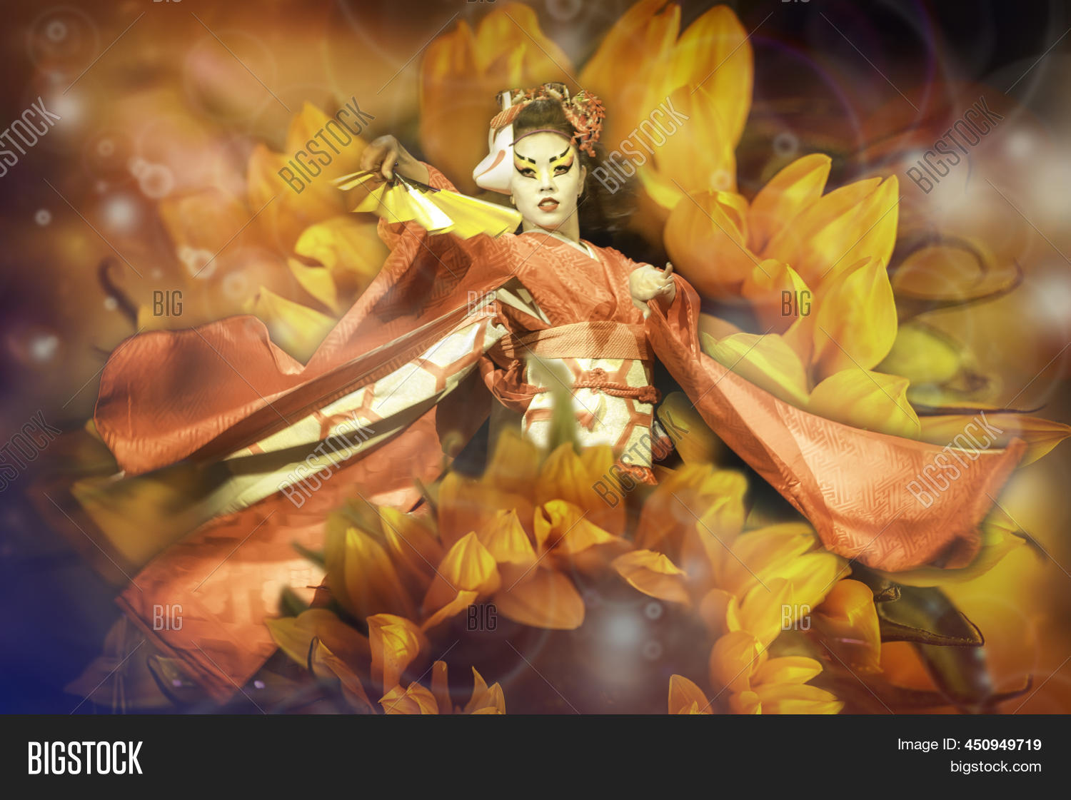 Japanese Geisha Fan Image & Photo (Free Trial) | Bigstock