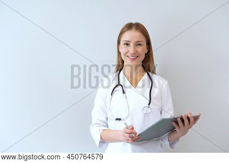 General Practitioner Image & Photo (Free Trial) | Bigstock