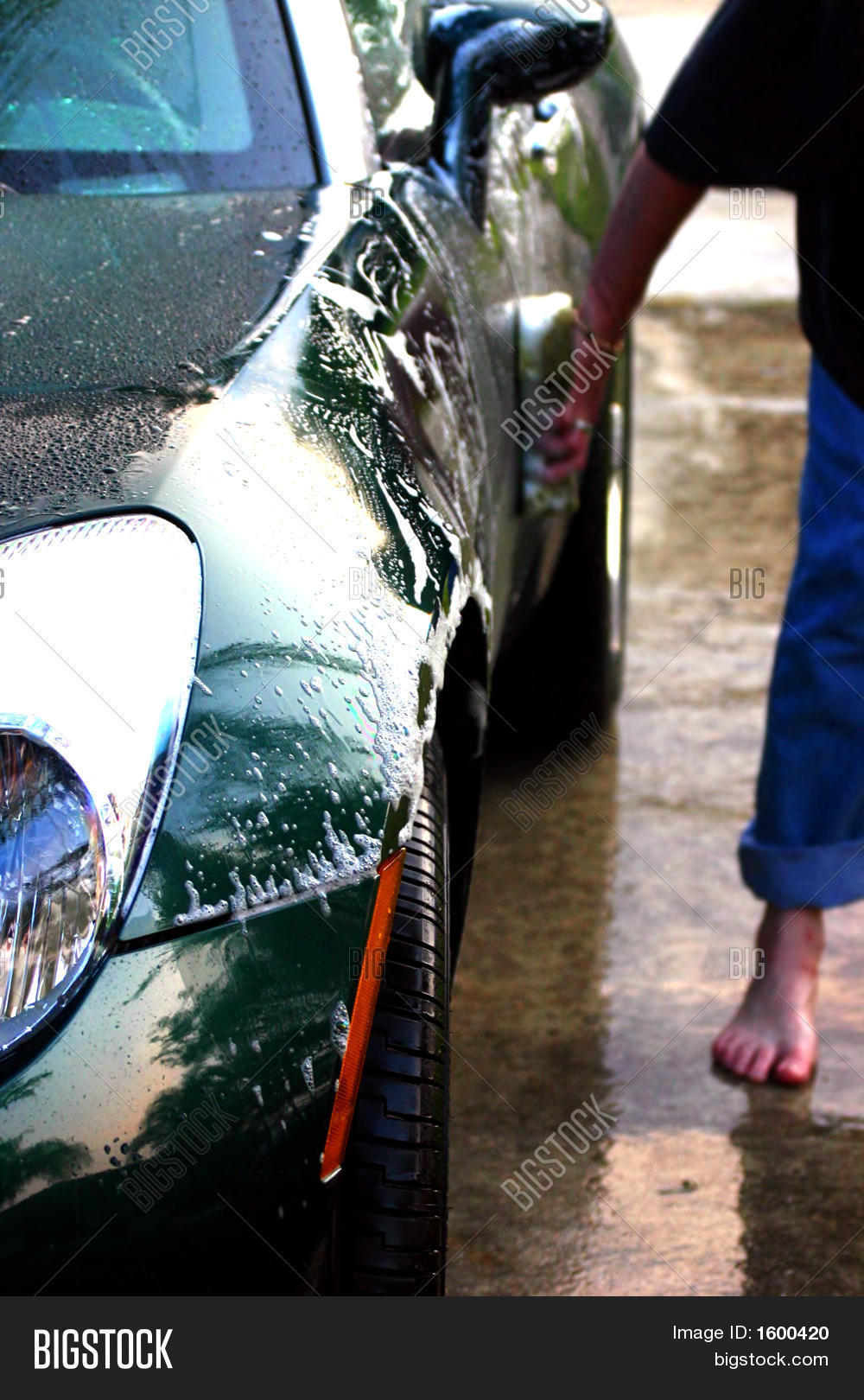 Person Washing Green Image & Photo (Free Trial) | Bigstock