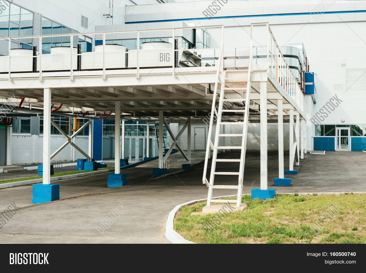 New Modern Hi-tech Image & Photo (Free Trial) | Bigstock