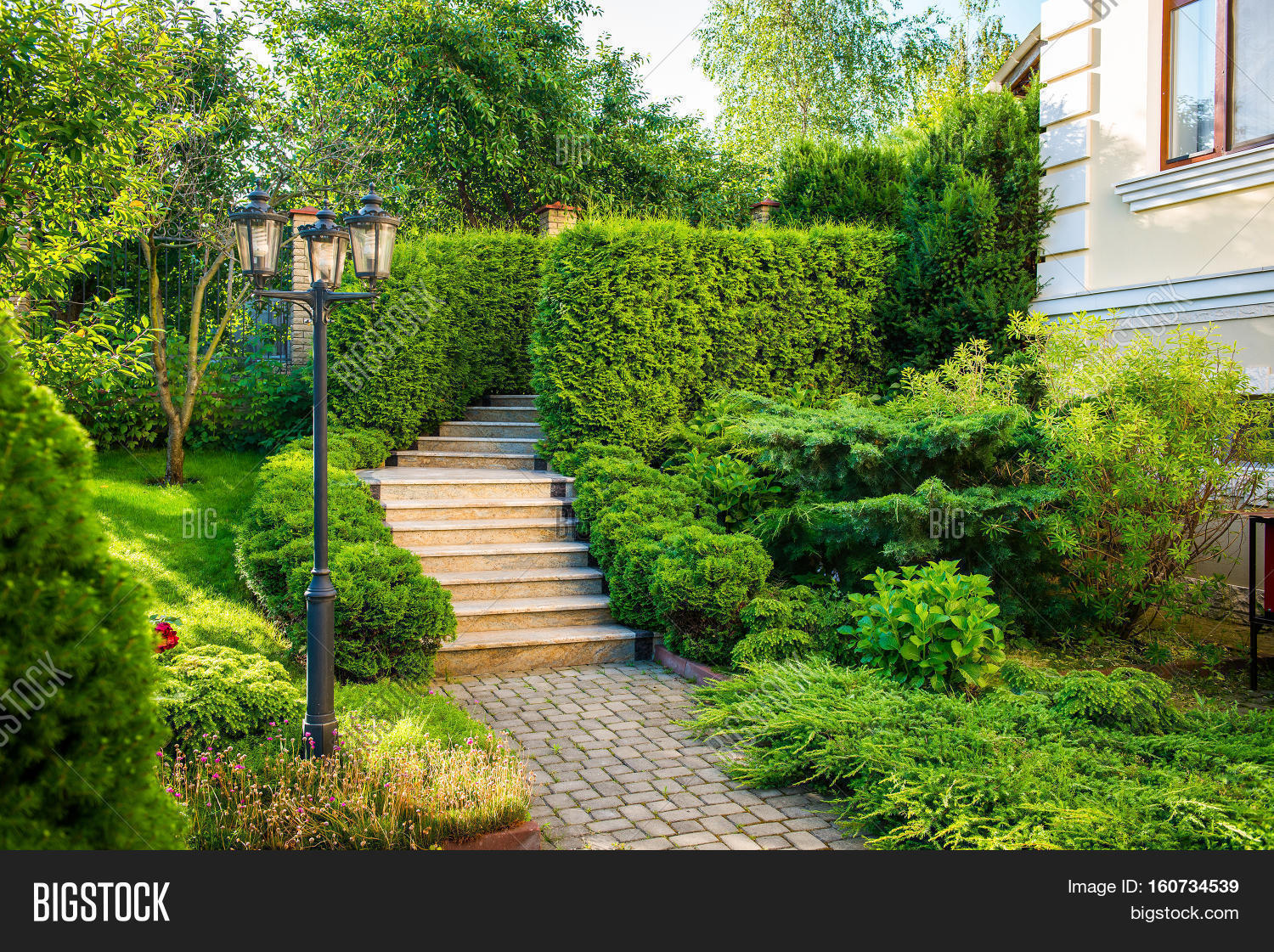 Beautiful Landscaping Image & Photo (Free Trial) | Bigstock