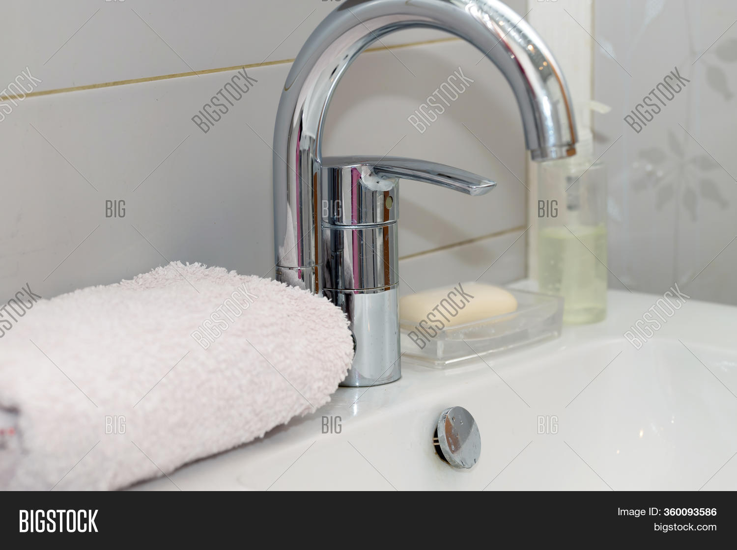 Modern Hand Wash Basin Image & Photo (Free Trial) | Bigstock