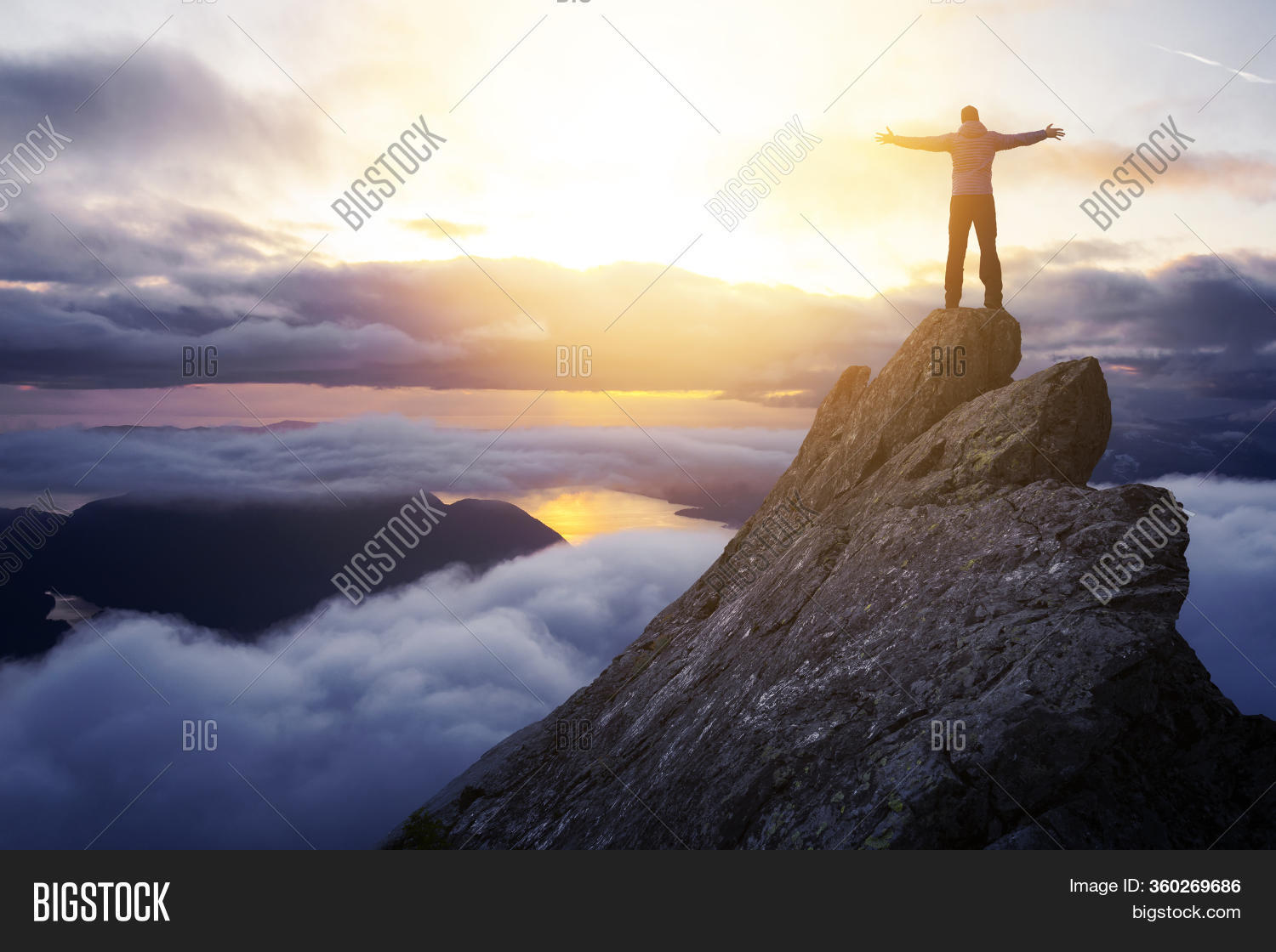 Adventurous Man Hiker Image & Photo (Free Trial) | Bigstock