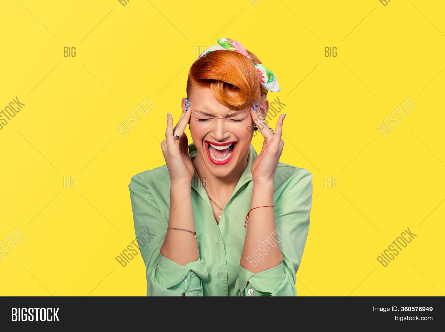 Scream Stress. Closeup Image & Photo (Free Trial) | Bigstock