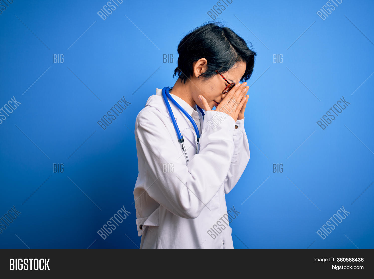 Young Beautiful Asian Image & Photo (Free Trial) | Bigstock