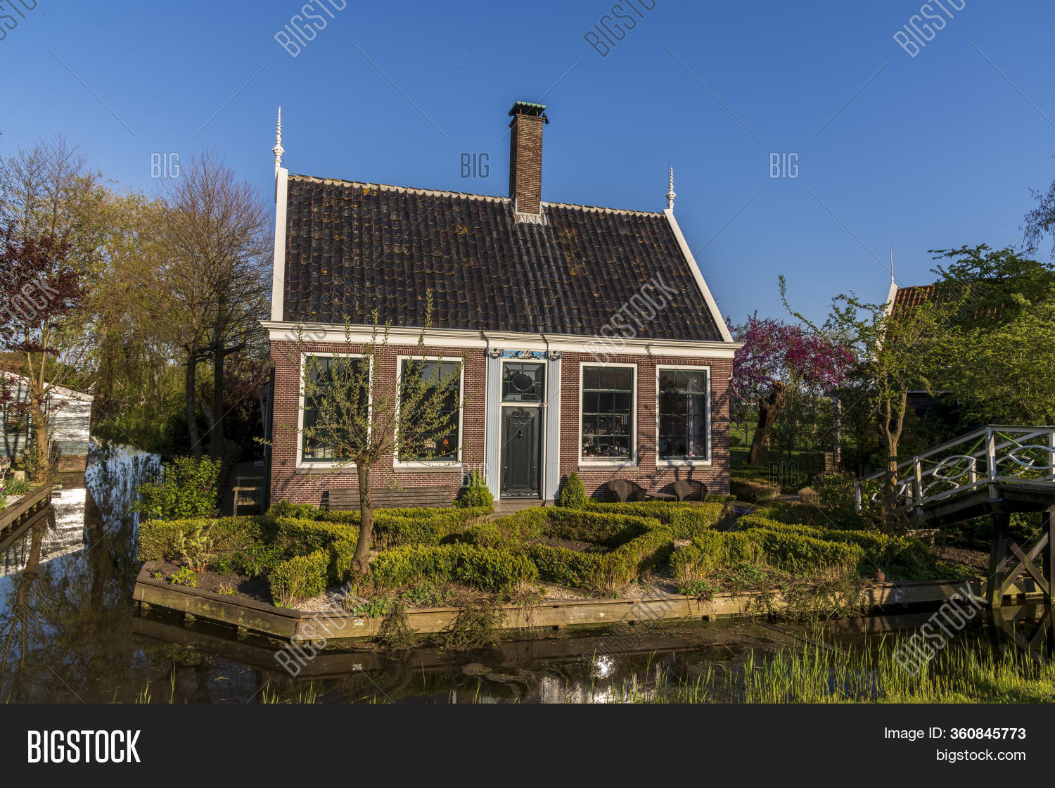 Dutch House