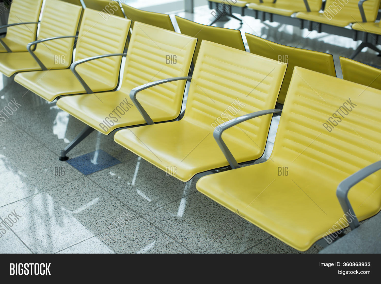 Bench Terminal Airport Image & Photo (Free Trial) | Bigstock