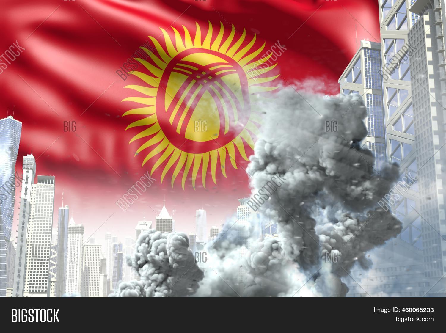 Huge Smoke Column Image & Photo (Free Trial) | Bigstock