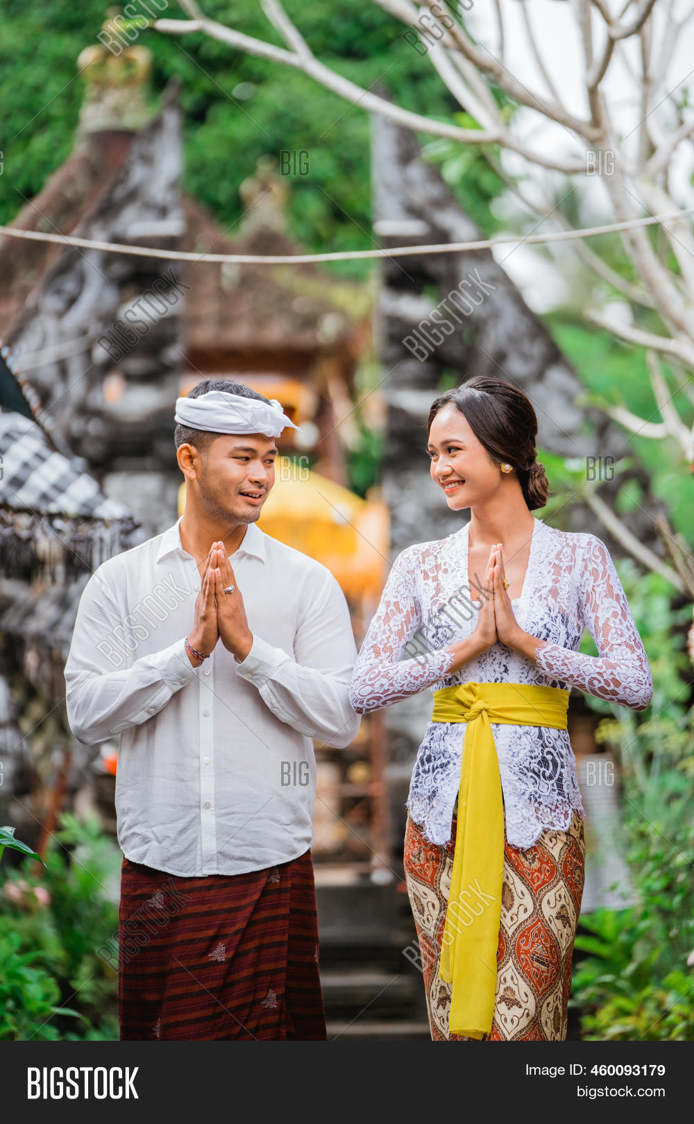 Balinese Couple Image & Photo (Free Trial) | Bigstock