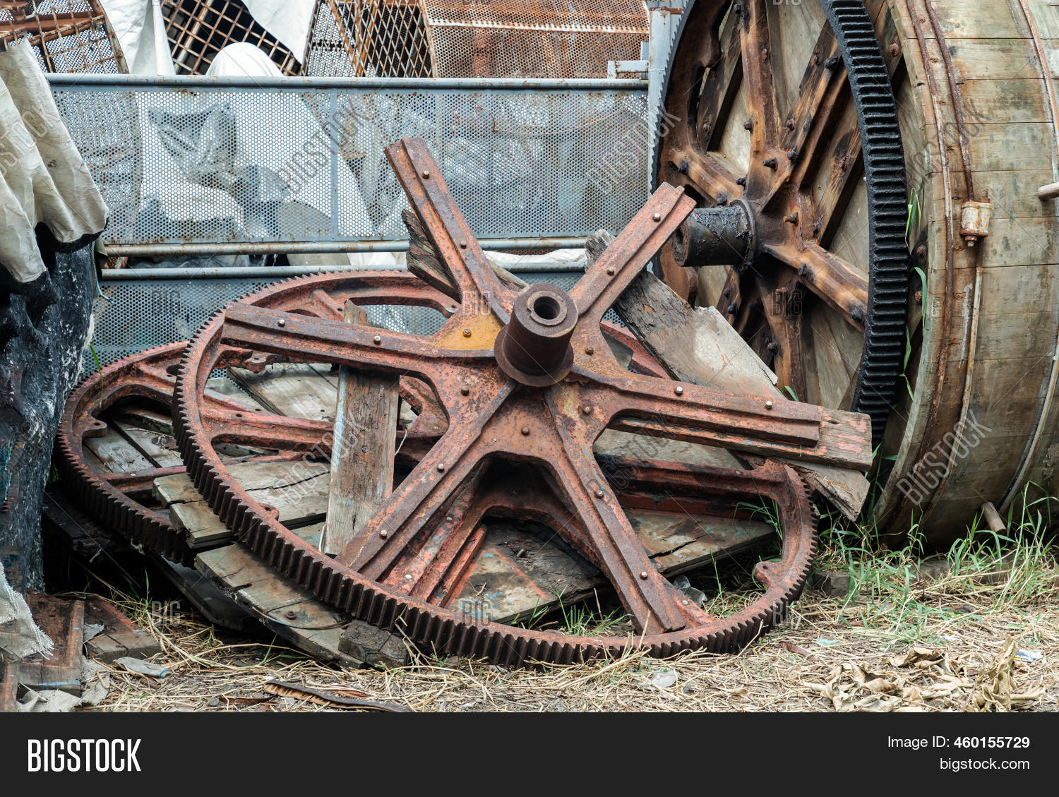Details Old Large Cog Image & Photo (Free Trial) | Bigstock