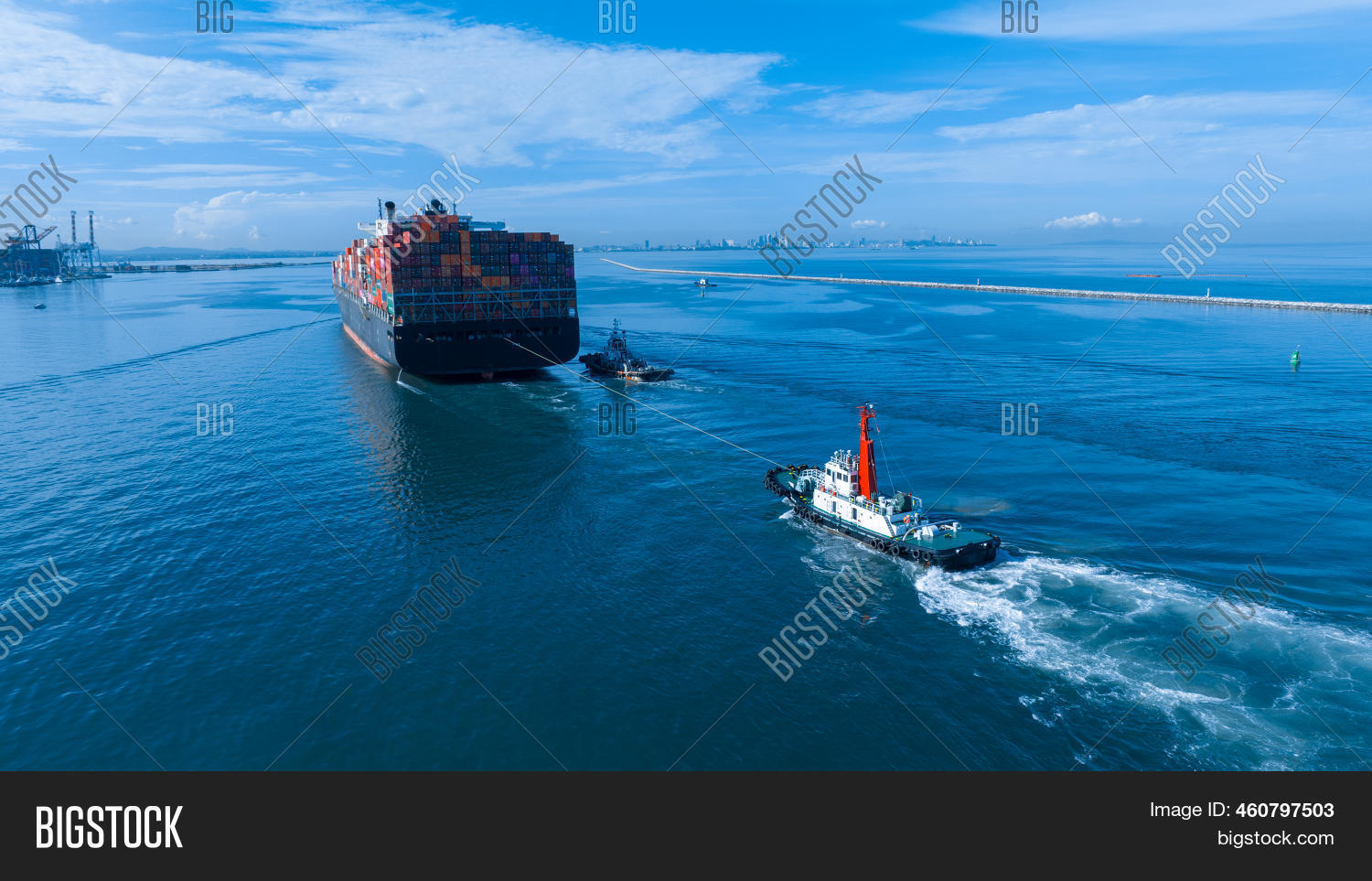Tug Boat Drag Pull Image & Photo (Free Trial) | Bigstock