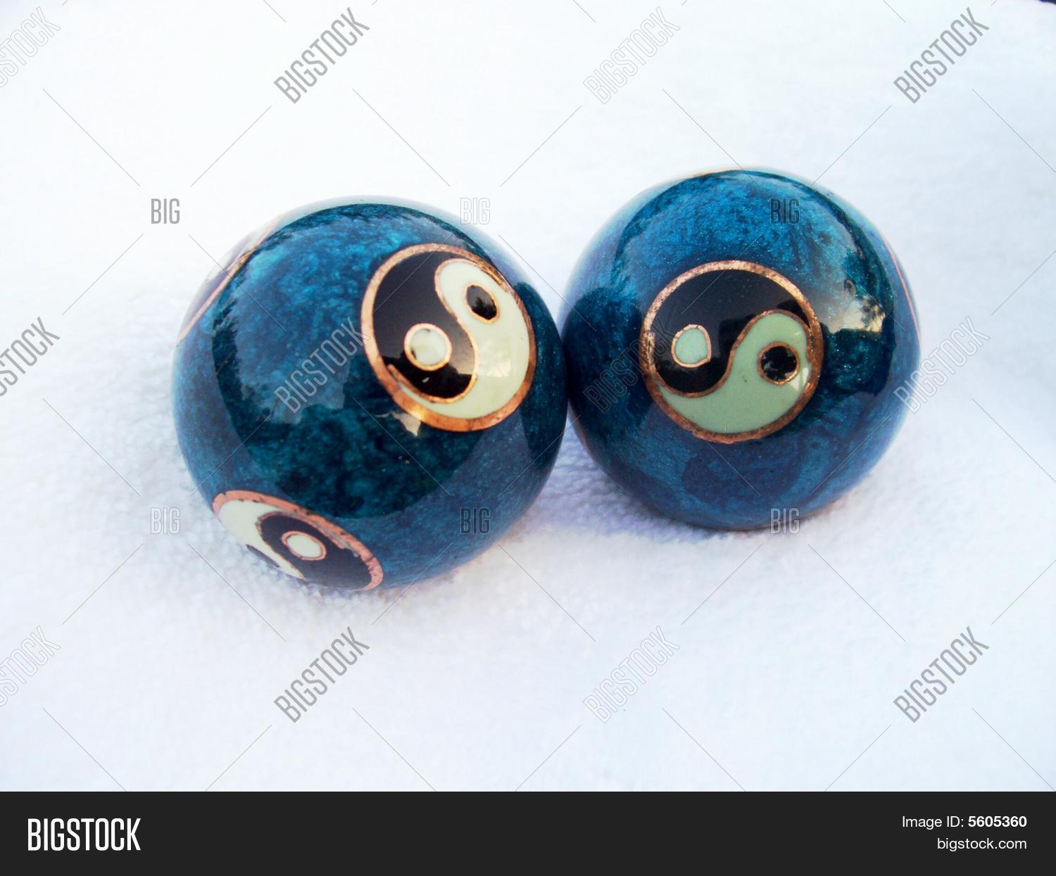 Healing Ying Yang Image & Photo (Free Trial) | Bigstock