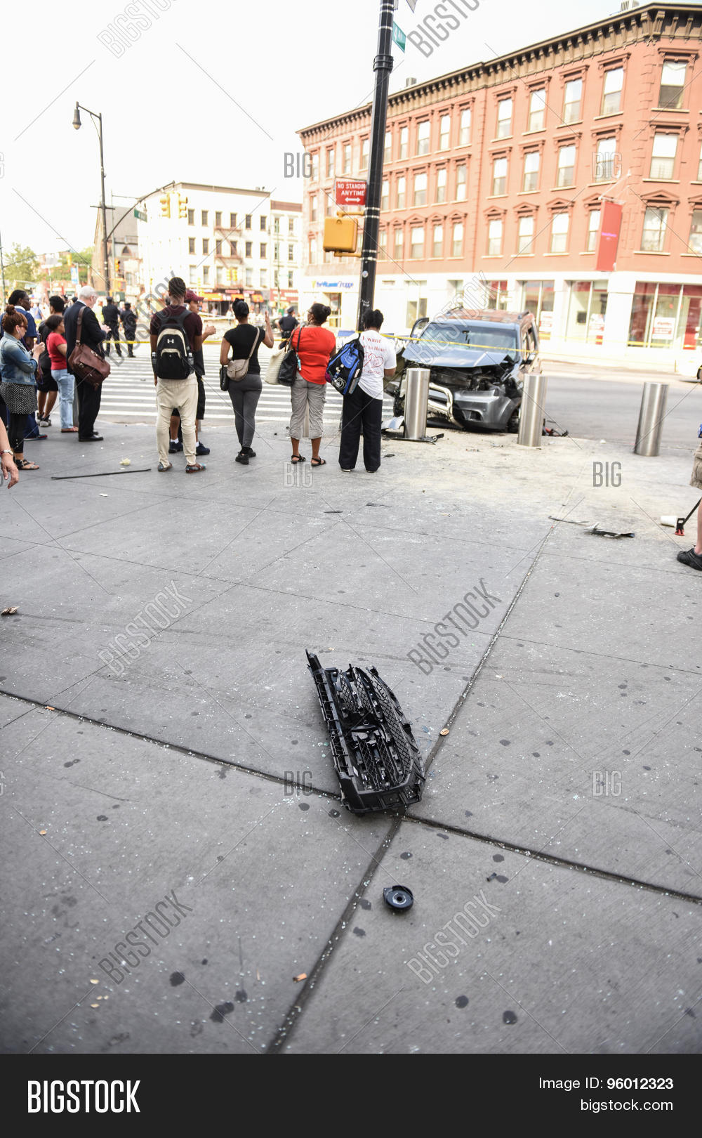 Grill Smashed SUV On Image & Photo (Free Trial) | Bigstock