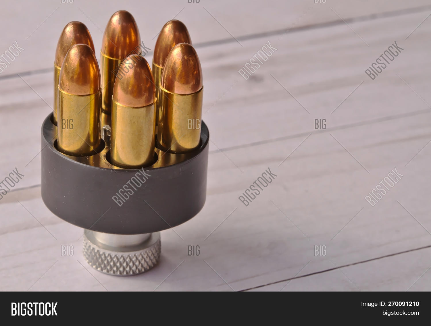 Speed Loader Revolver Image & Photo (Free Trial) | Bigstock