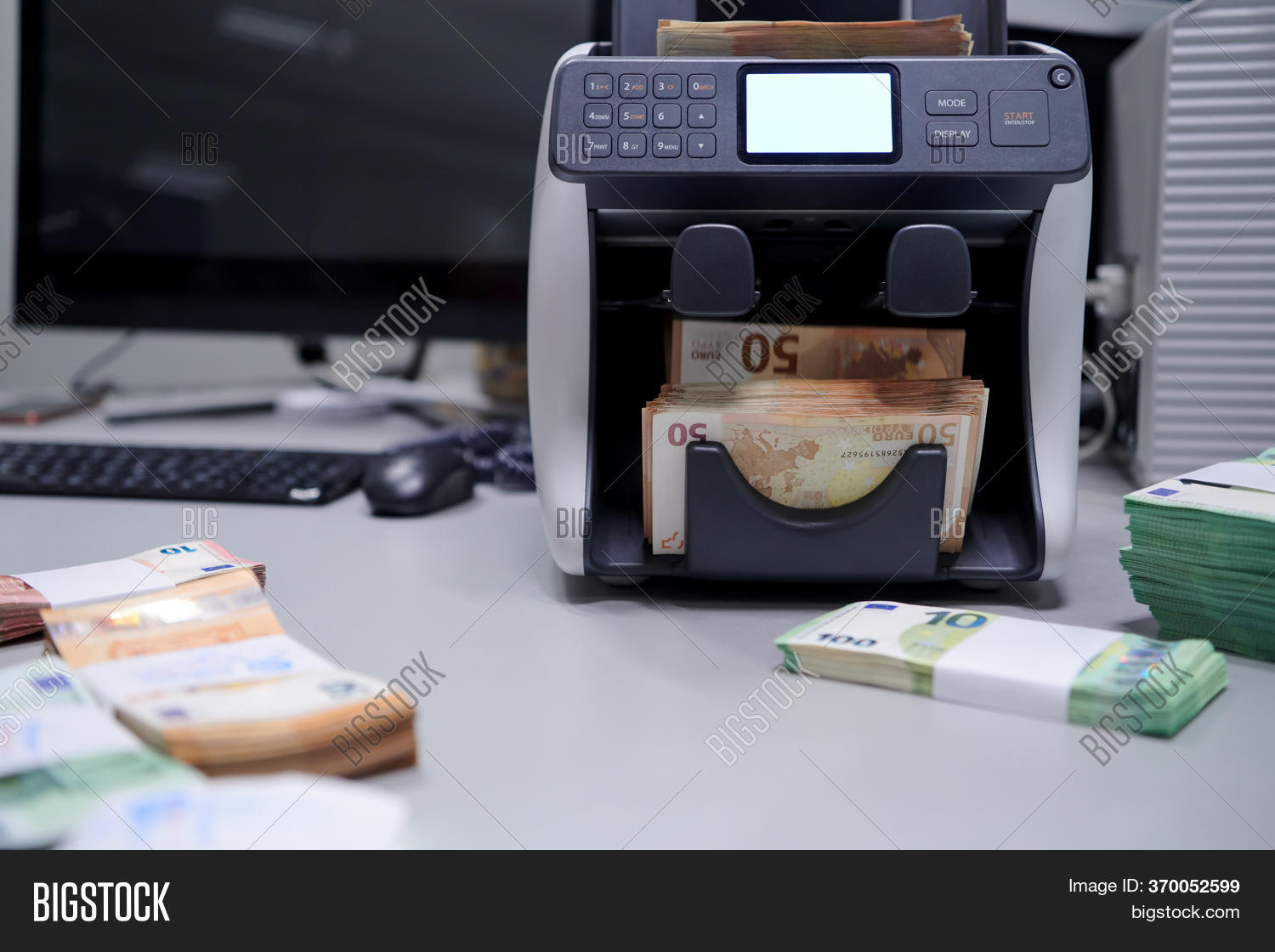 Sorted Banknotes Image & Photo (Free Trial) | Bigstock