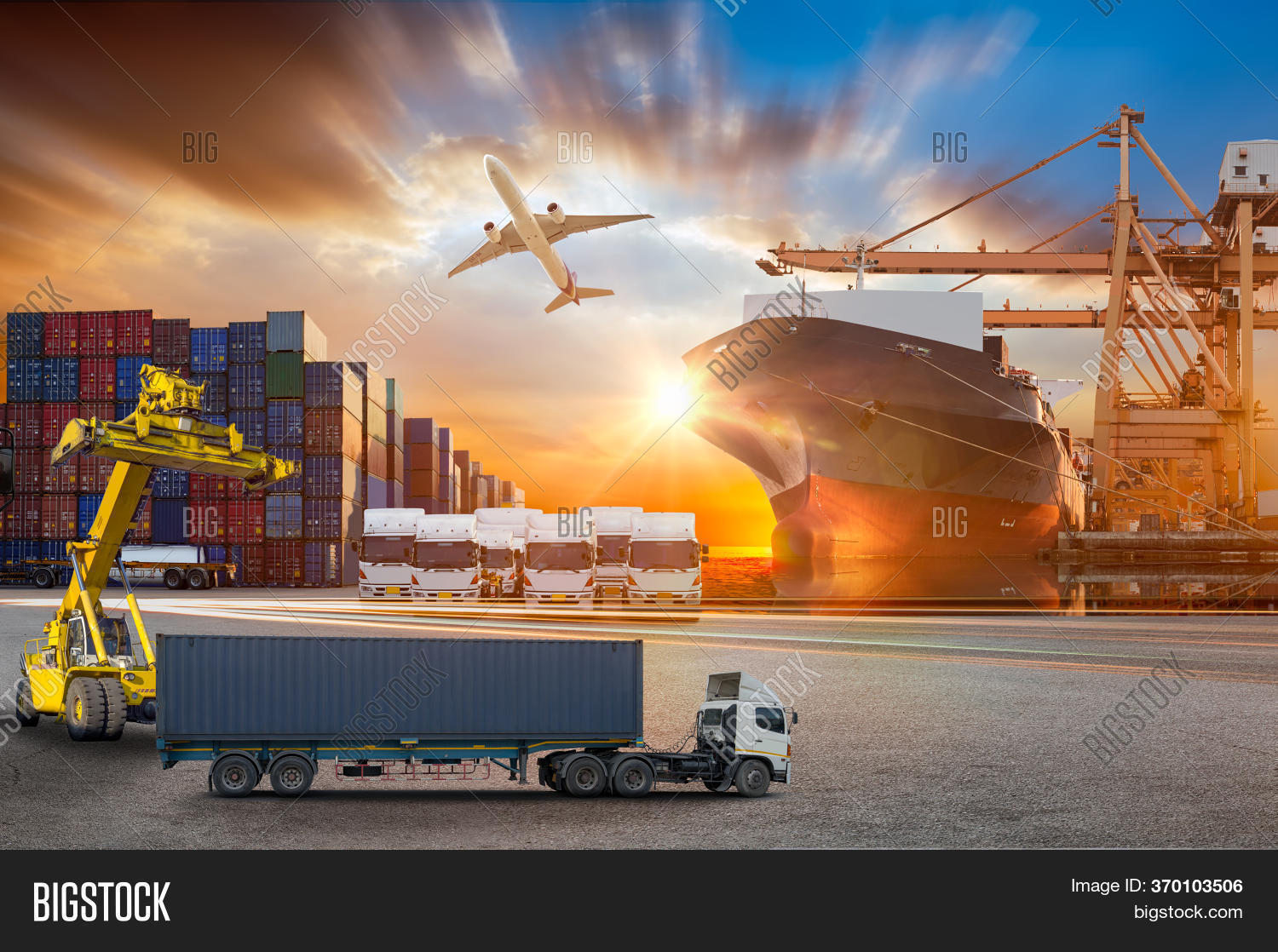 Logistics Image & Photo (Free Trial) | Bigstock