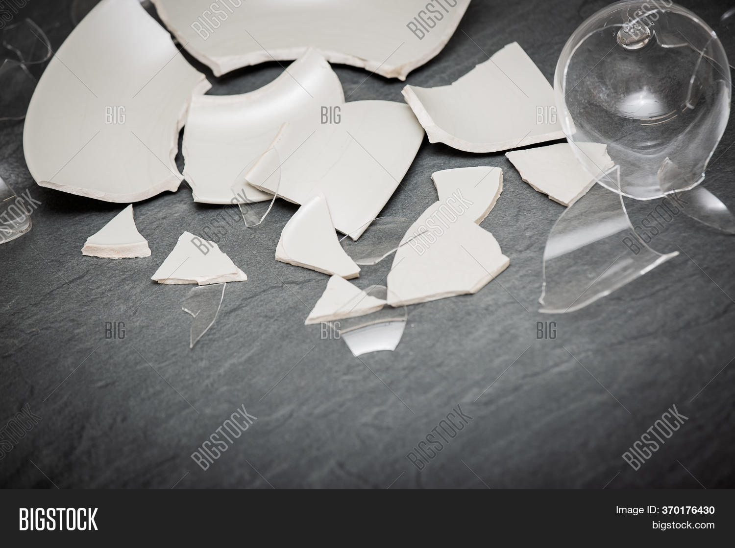 Broken Plate Broken Image & Photo (Free Trial) | Bigstock