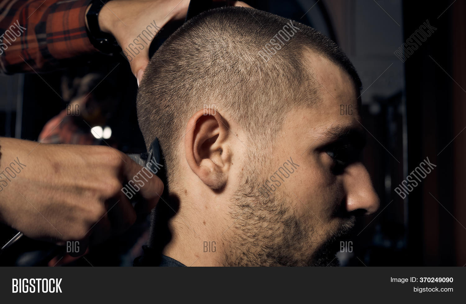 Barber Cuts Guy Image & Photo (Free Trial) | Bigstock