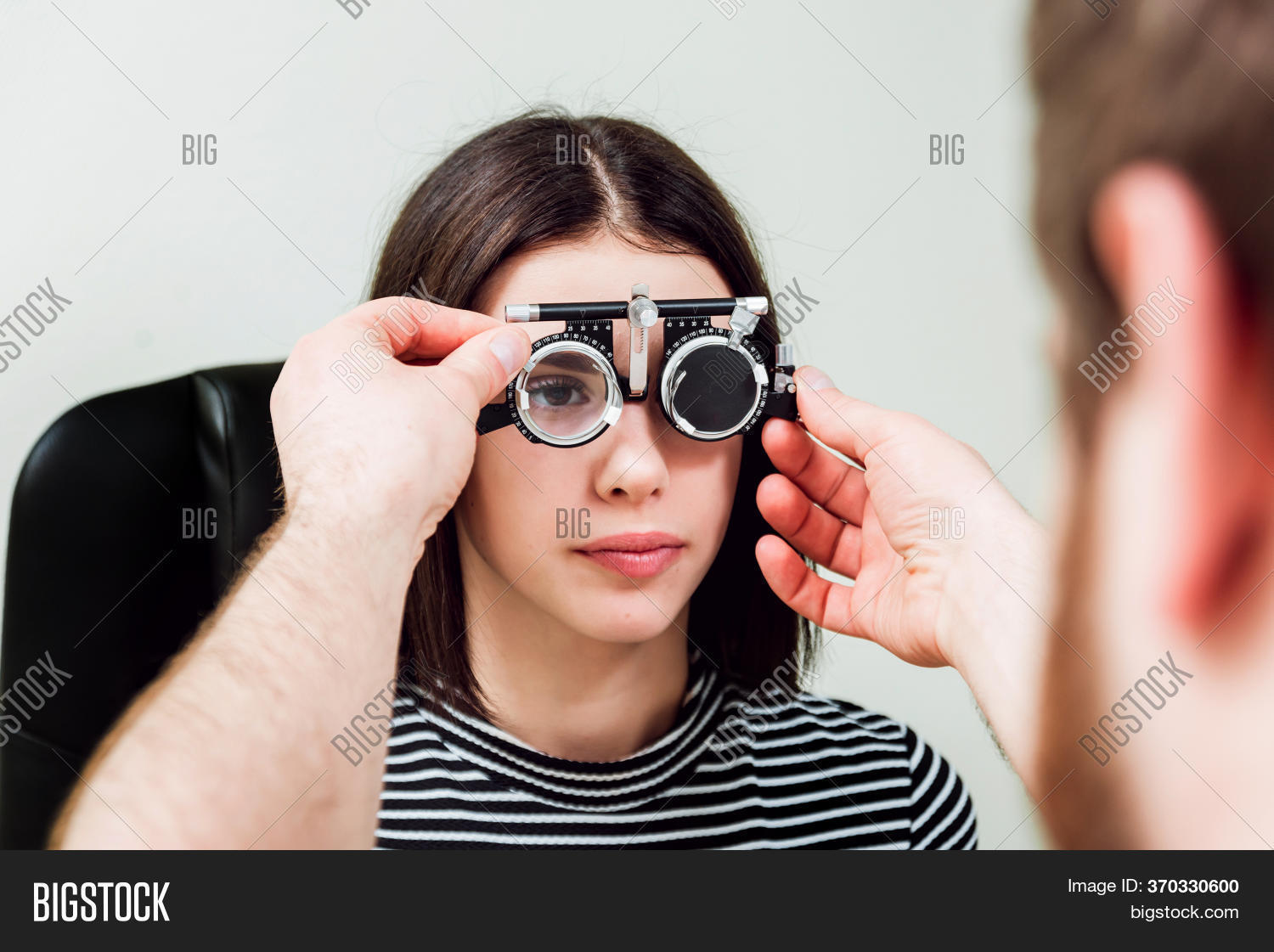 Slit Lamp Examination Image & Photo (Free Trial) | Bigstock