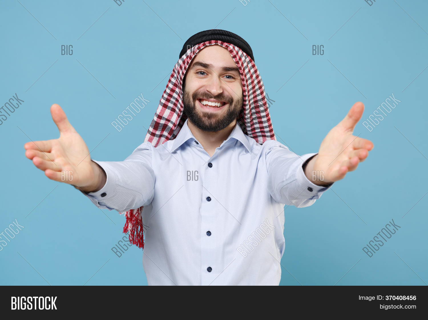 Smiling Arabian Muslim Image & Photo (Free Trial) | Bigstock