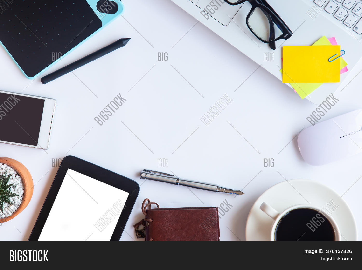 Top View Desk Office Image & Photo (Free Trial) | Bigstock