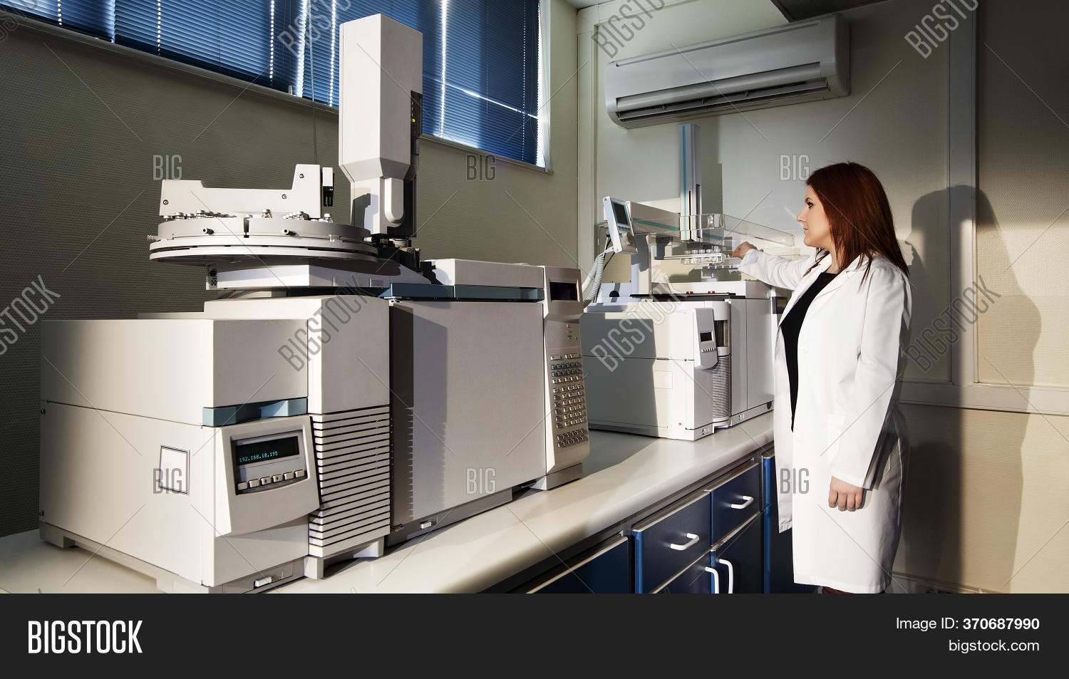 Factory Lab. Woman Image & Photo (Free Trial) | Bigstock