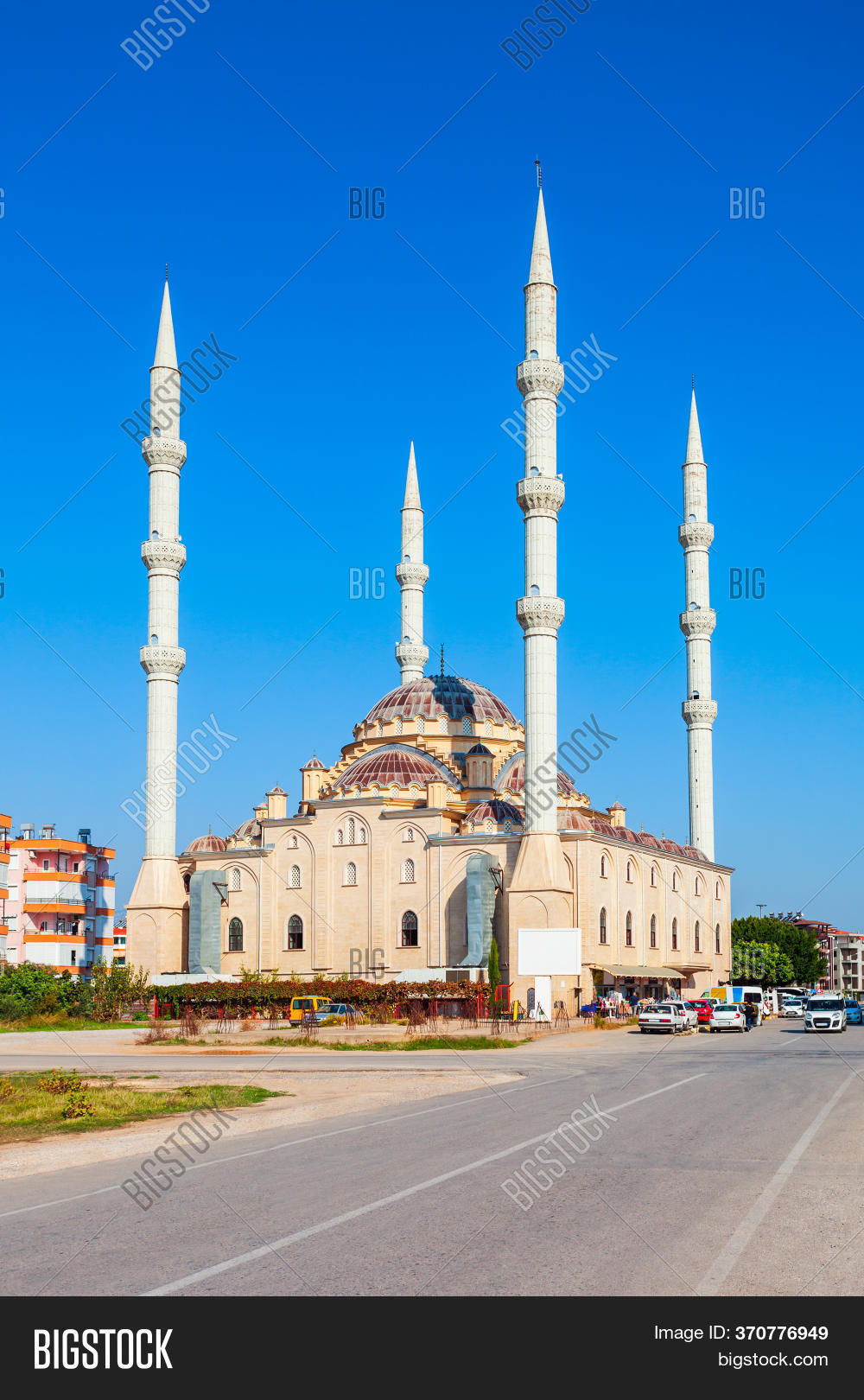 Merkez Kulliye Cami Image & Photo (Free Trial) | Bigstock