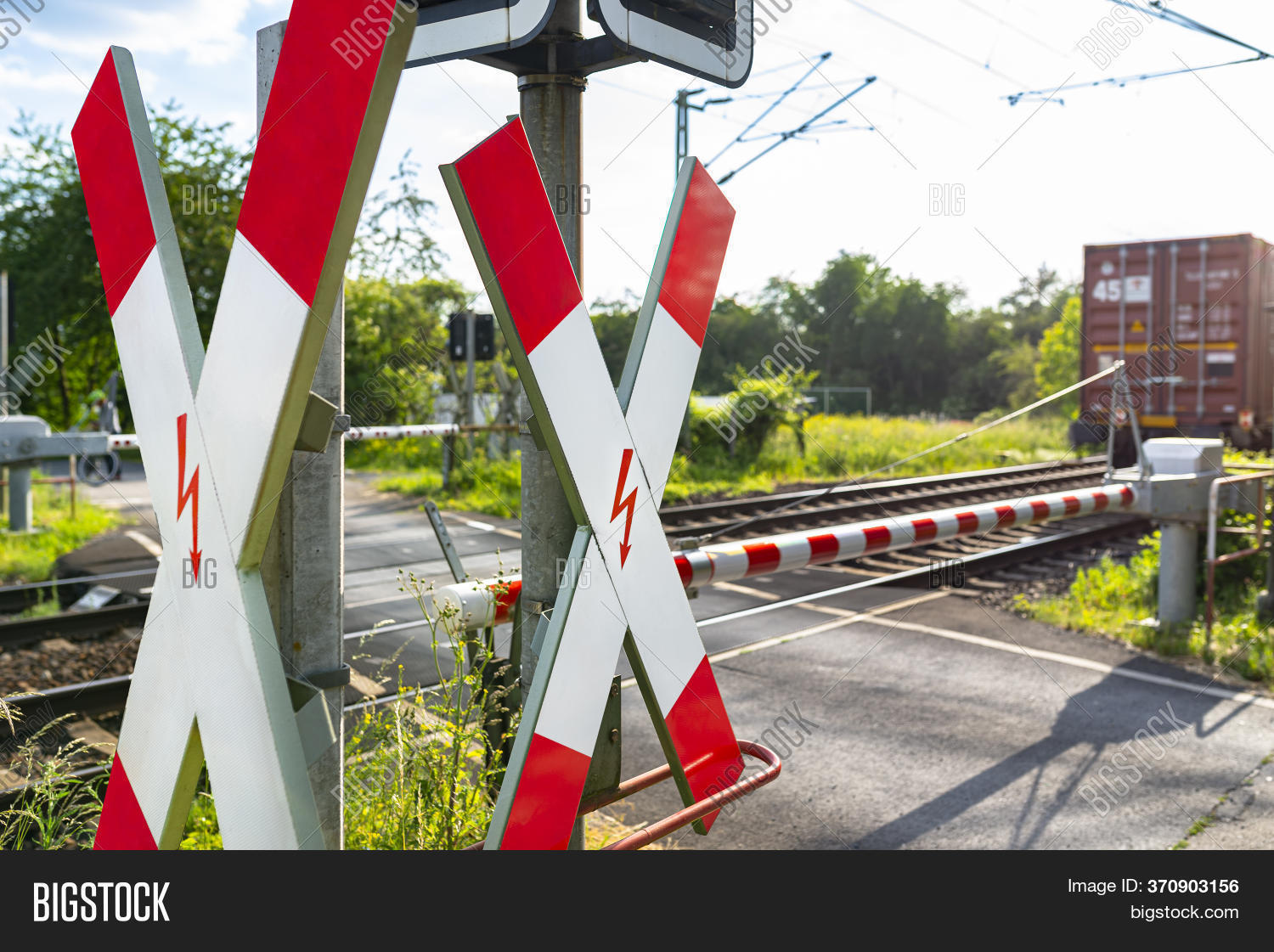 Closed Barrier Railway Image & Photo (Free Trial) | Bigstock