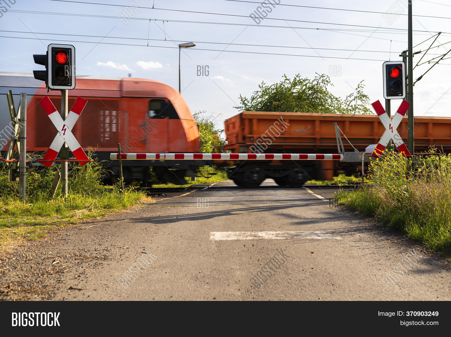 Closed Barrier Railway Image & Photo (Free Trial) | Bigstock