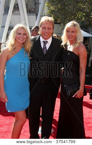 Sig Hansen Images, Illustrations & Vectors (Free) - Bigstock