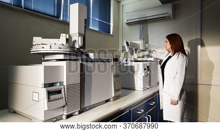 Factory Lab. Woman Image & Photo (Free Trial) | Bigstock