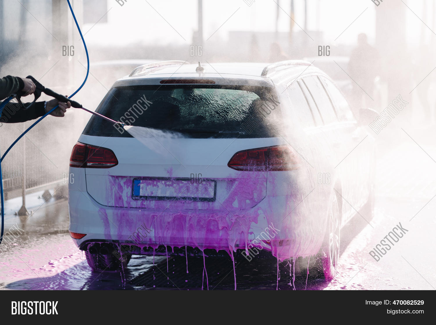 Process Man Washing Image & Photo (Free Trial) | Bigstock