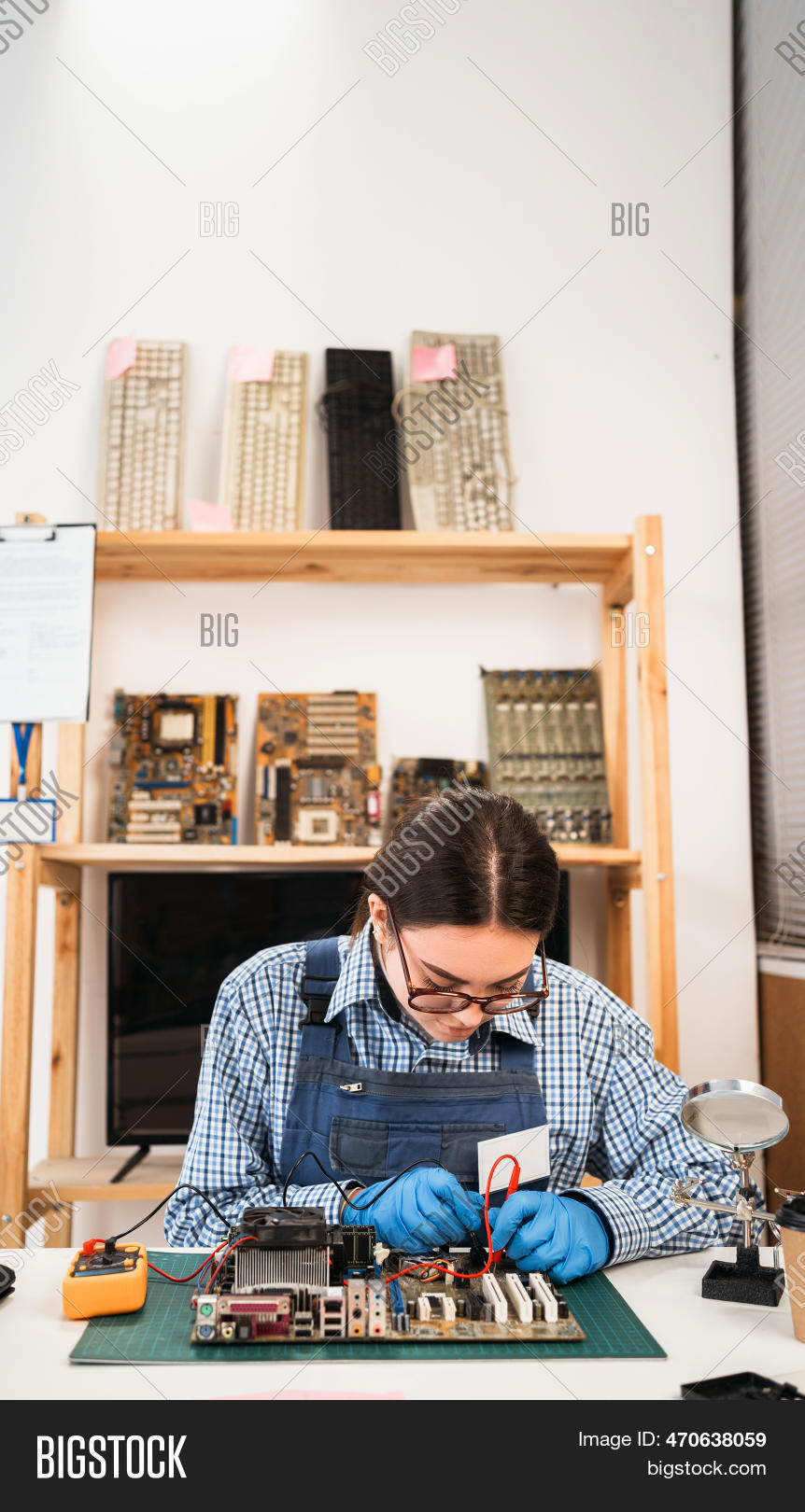 Computer Master Checks Image & Photo (Free Trial) | Bigstock