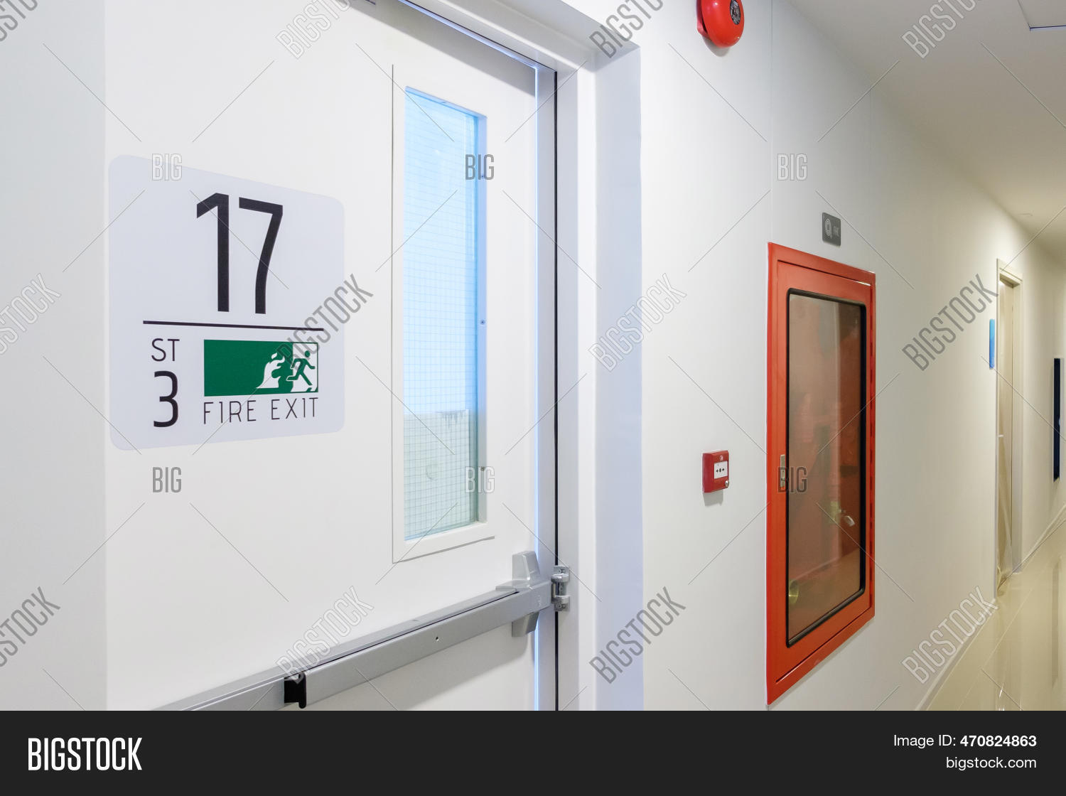 Fire Extinguisher Image & Photo (Free Trial) | Bigstock