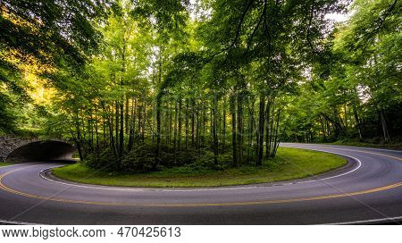 Loop Has Moment Calm Image & Photo (Free Trial) | Bigstock